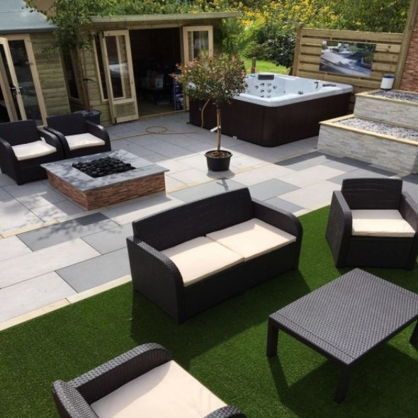 Porcelain Paving at Sheffield Botanical Gardens Home Show
